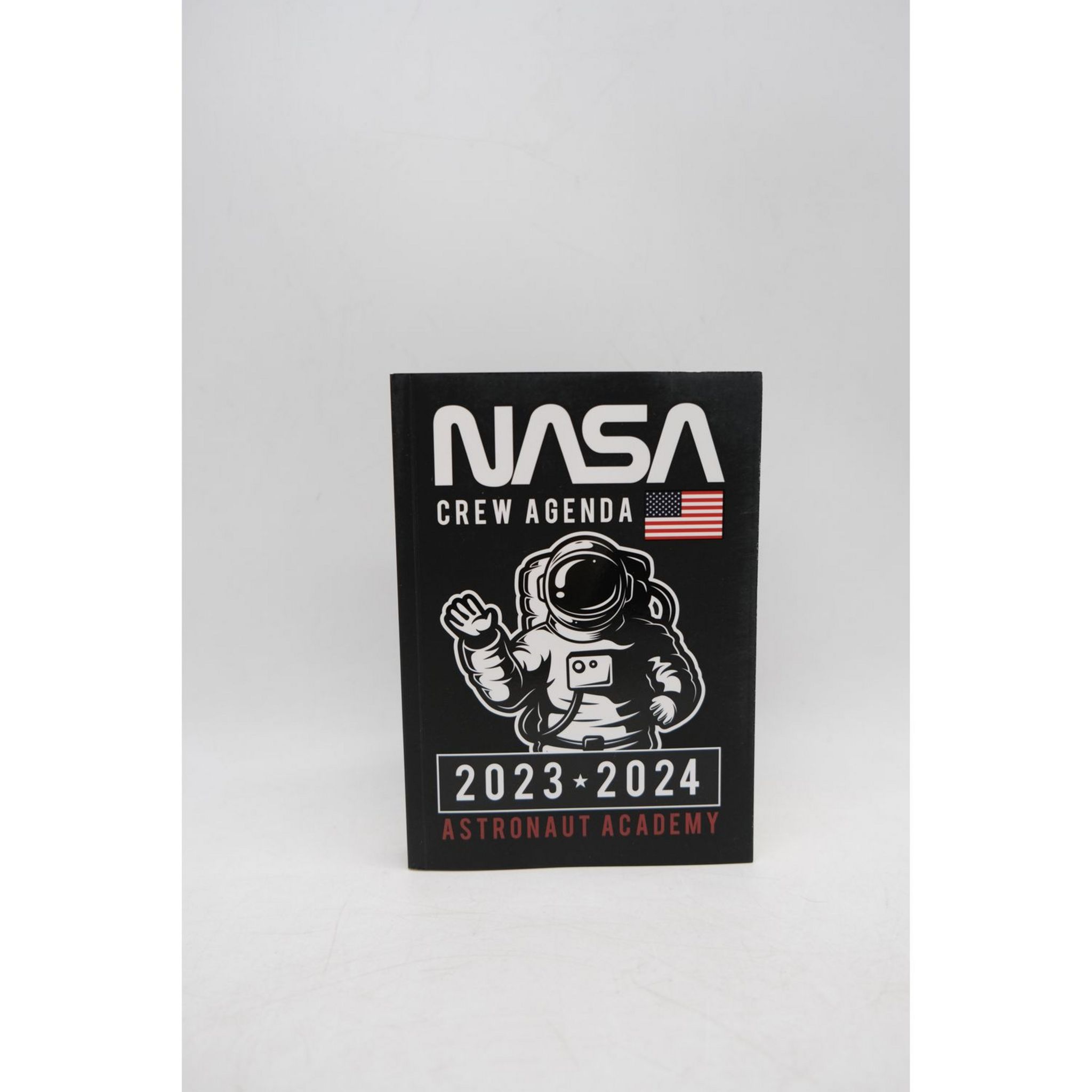 NASA Agenda scolaire journalier 12x17 cm noir cosmonaute 2023-2024 pas ...