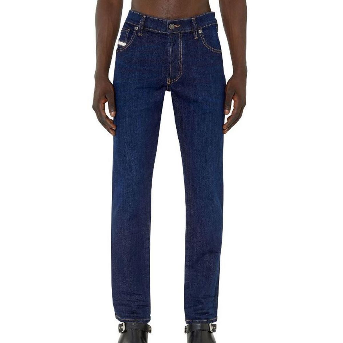 DIESEL Jean Regular Foncé Diesel Yennox W27 pas cher - Auchan.fr